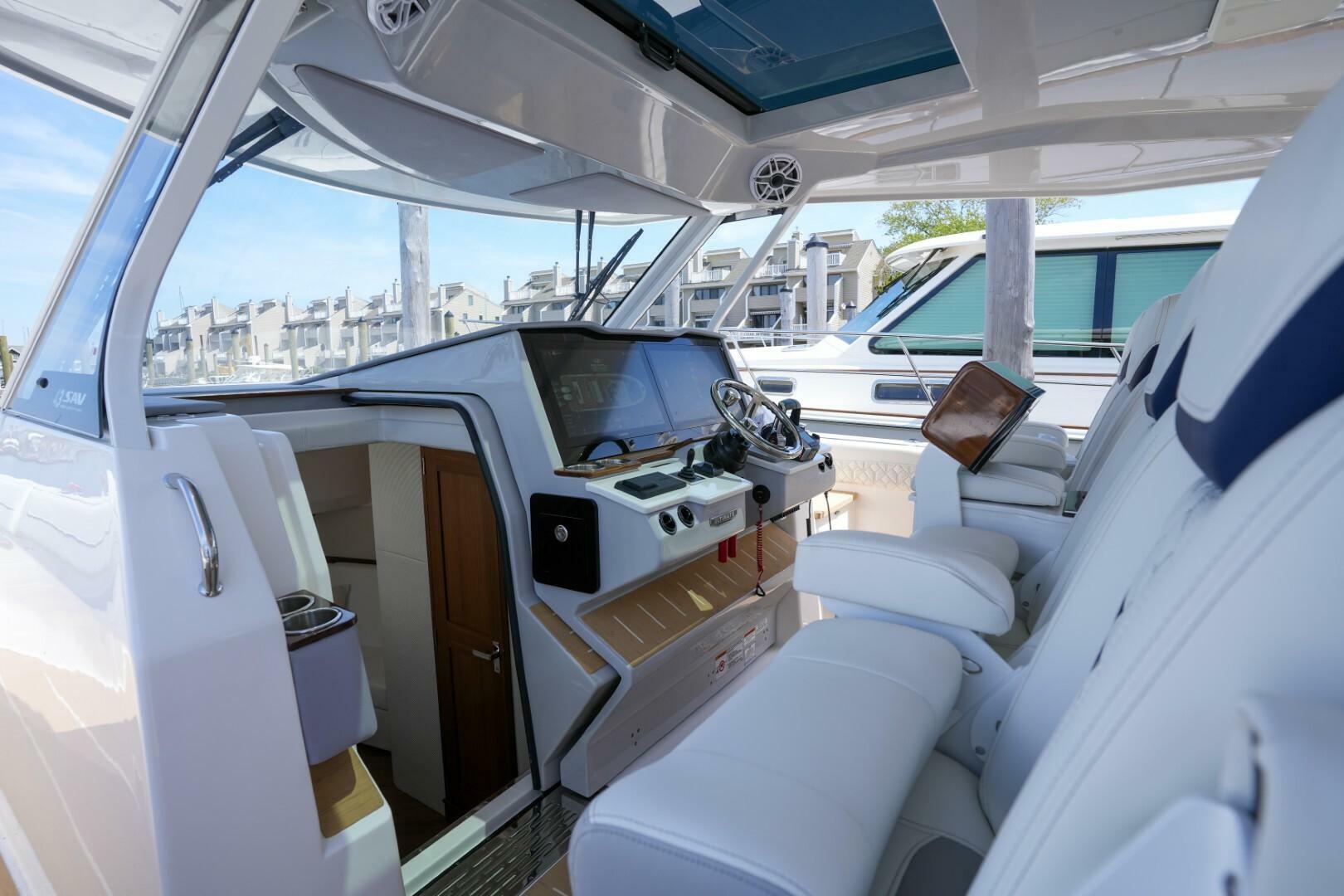 2025 Regal 43 Sav for sale