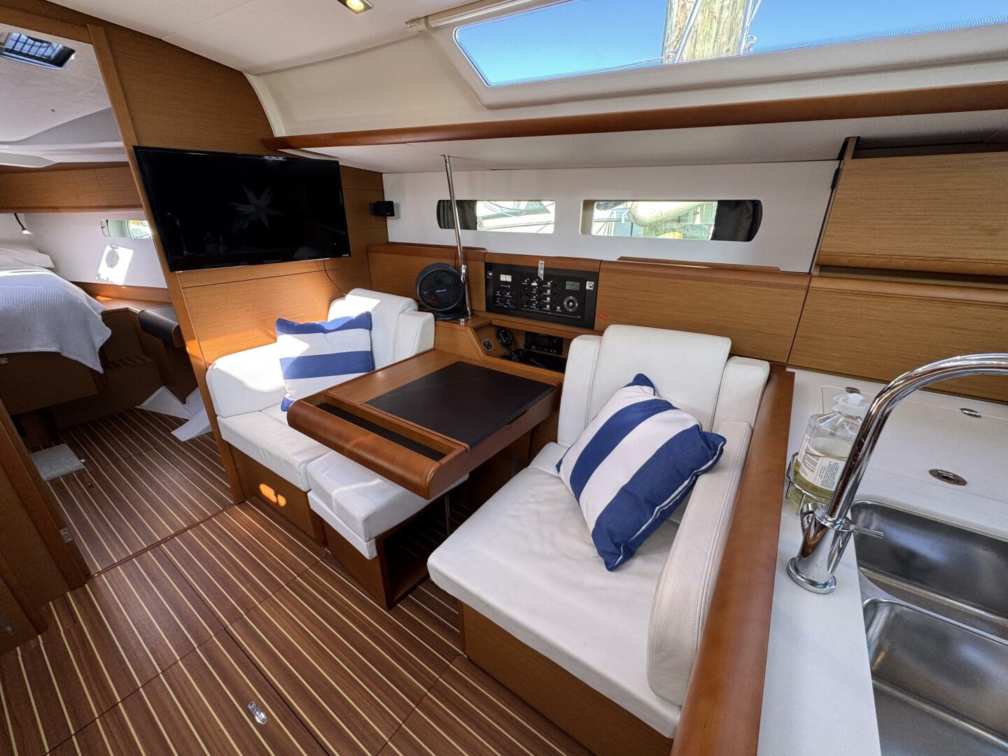 2019 Jeanneau Sun Odyssey 479 Levity for sale