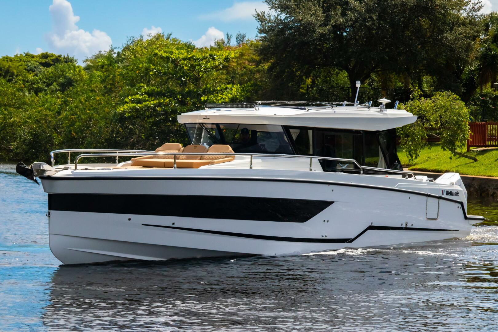 2025 Wellcraft 38 Explorer Yacht For Sale