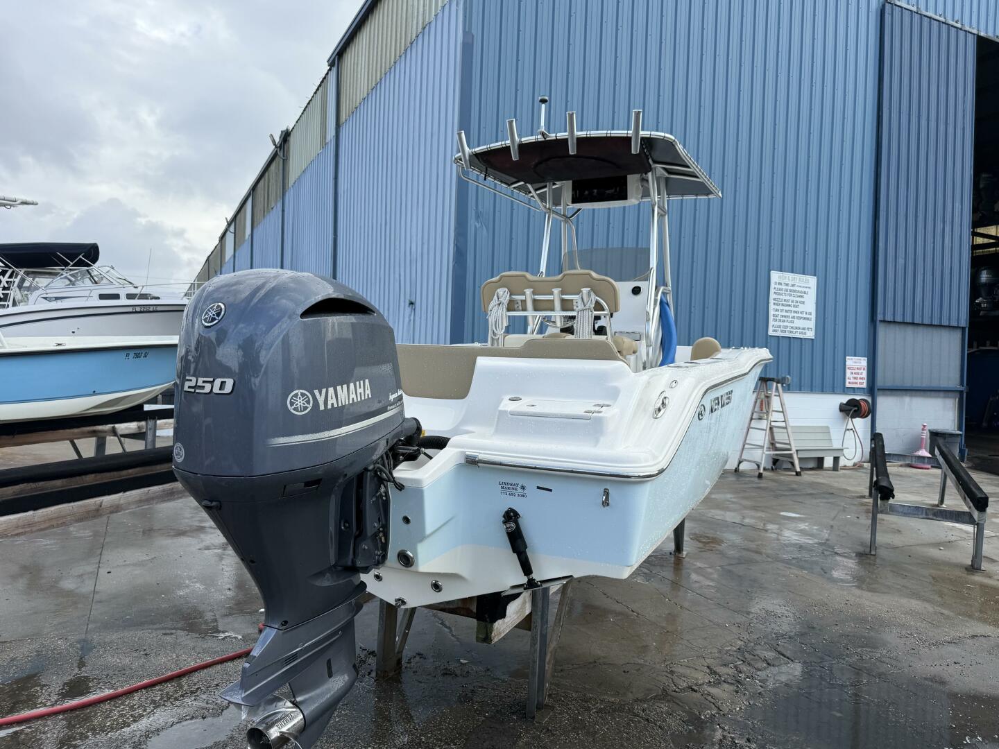 Key West 239 CC Fwd Seating 2019 For Sale In Palm Harbor23 Florida with ...