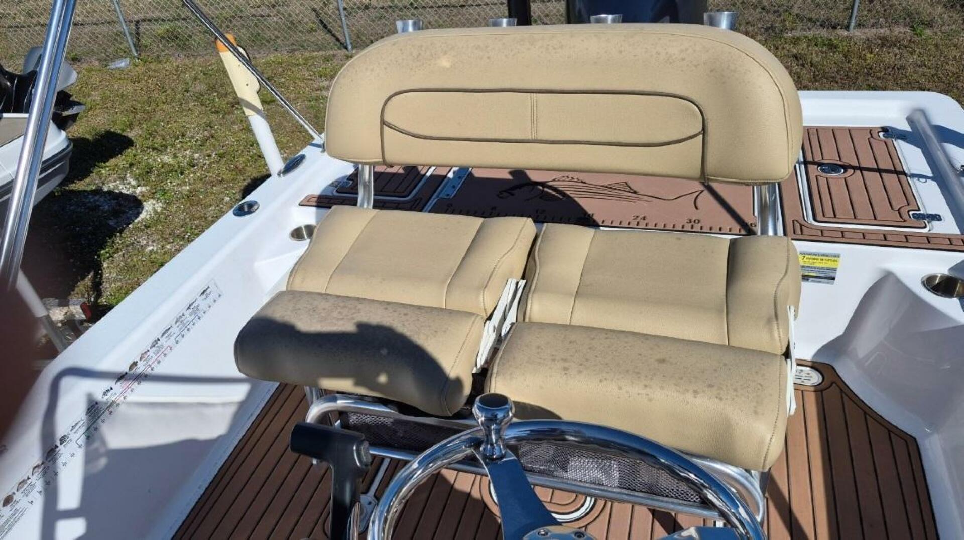 20' Sportsman Masters 207 - 26 North Yachts