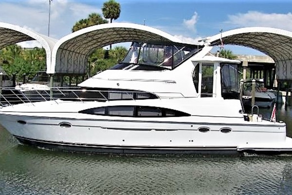 2001 Carver 44 ft 444 Cockpit Motor Yacht - Pipe Dream