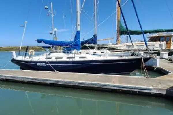 1974 Ranger Yachts 37 37' Yacht For Sale | REBEL | Seattle Yachts