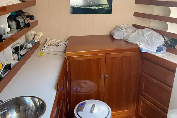 1998 Dashew Kelly Archer 78' Yacht For Sale | BEOWULF | Seattle Yachts