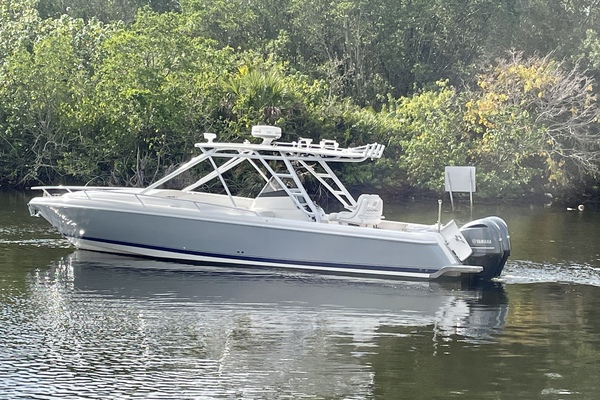 32ft 2014 Intrepid Yacht For Sale New York Yacht Sales