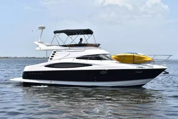 The Black Pearl 2007 Regal 4080 Sedan Bridge 40 ft Cruisers for sale