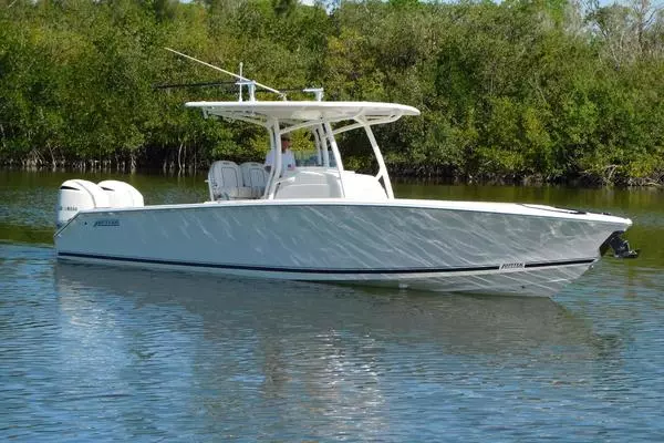 Islander 2019 Jupiter 30 HFS 30 ft Center Consoles for sale