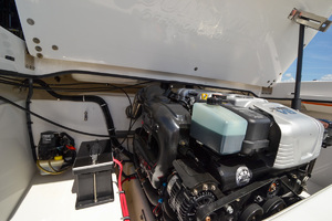 28' 2015 Sunsation 288 MCOB | Tampa Yacht Sales