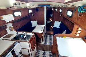 33' Cape Dory 33 for Sale | Cruisers | Edelweiss 2792122 | Curtis Stokes Yacht Brokerage