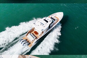 48' 2023 Tiara Yachts 48LS | Tampa Yacht Sales